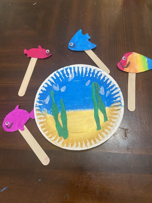 Easy and Fun Paper Plate Ocean Craft - The Crafty Christian Mom